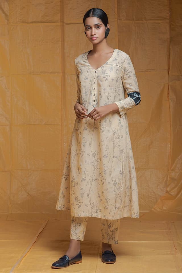 Buy Arte-Alter Beige Handloom Cotton Tunic Online | Aza Fashions