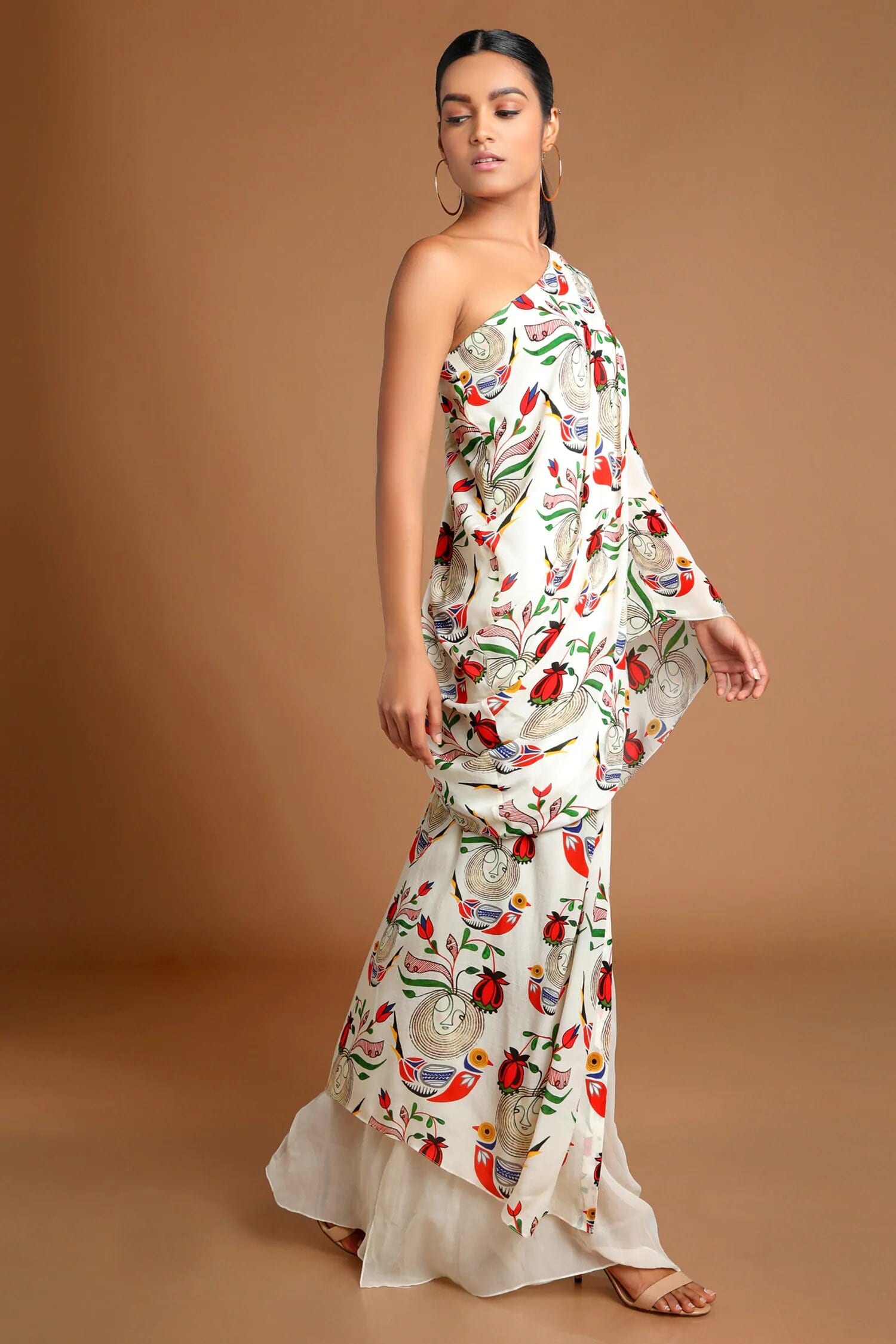 Kareena's One-Shoulder Masaba Birthday Outfit Is on Aza | Aza Avenue